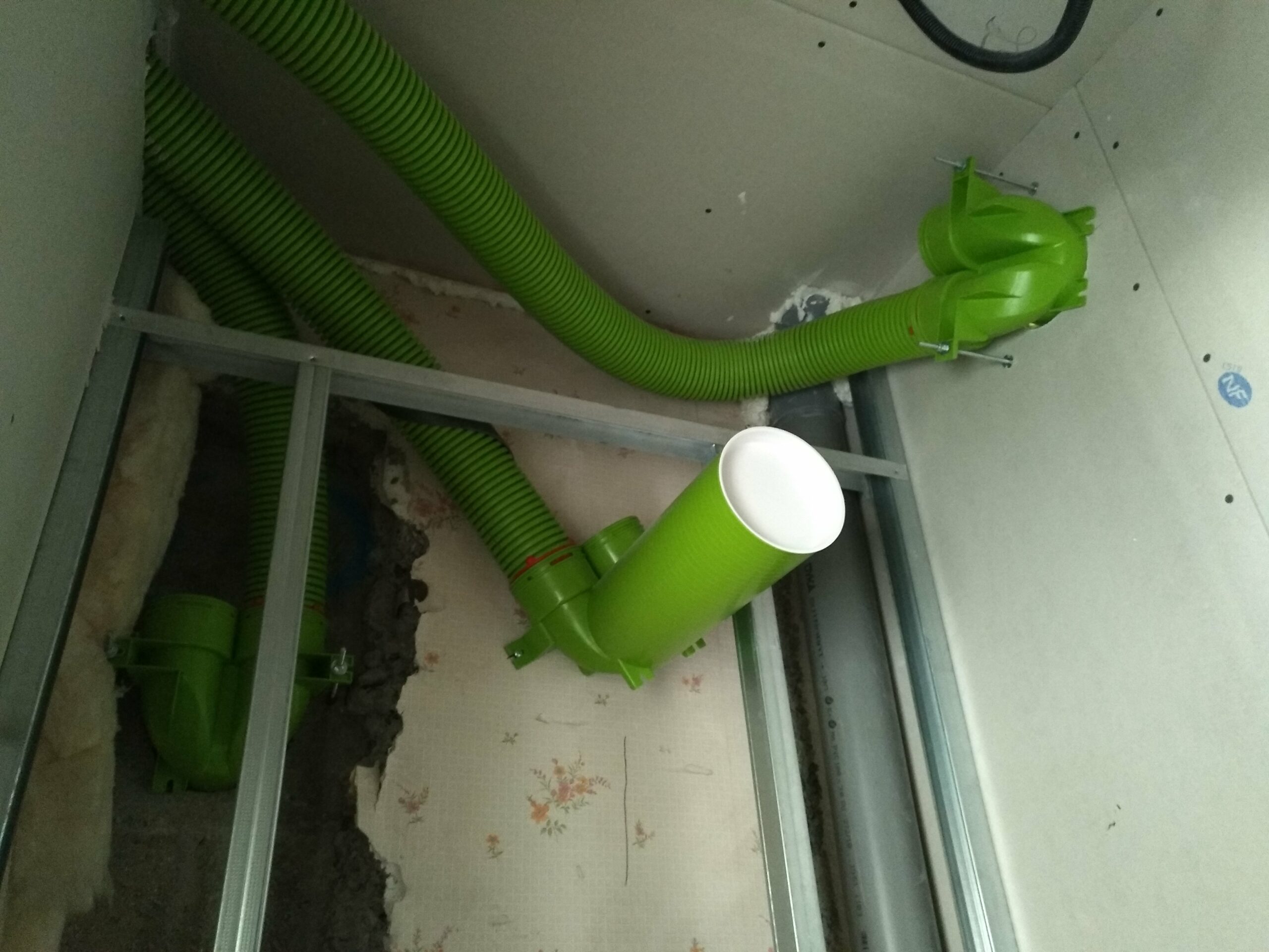 VMC double flux gaines de distribution air neuf air vicié - Electricien ...